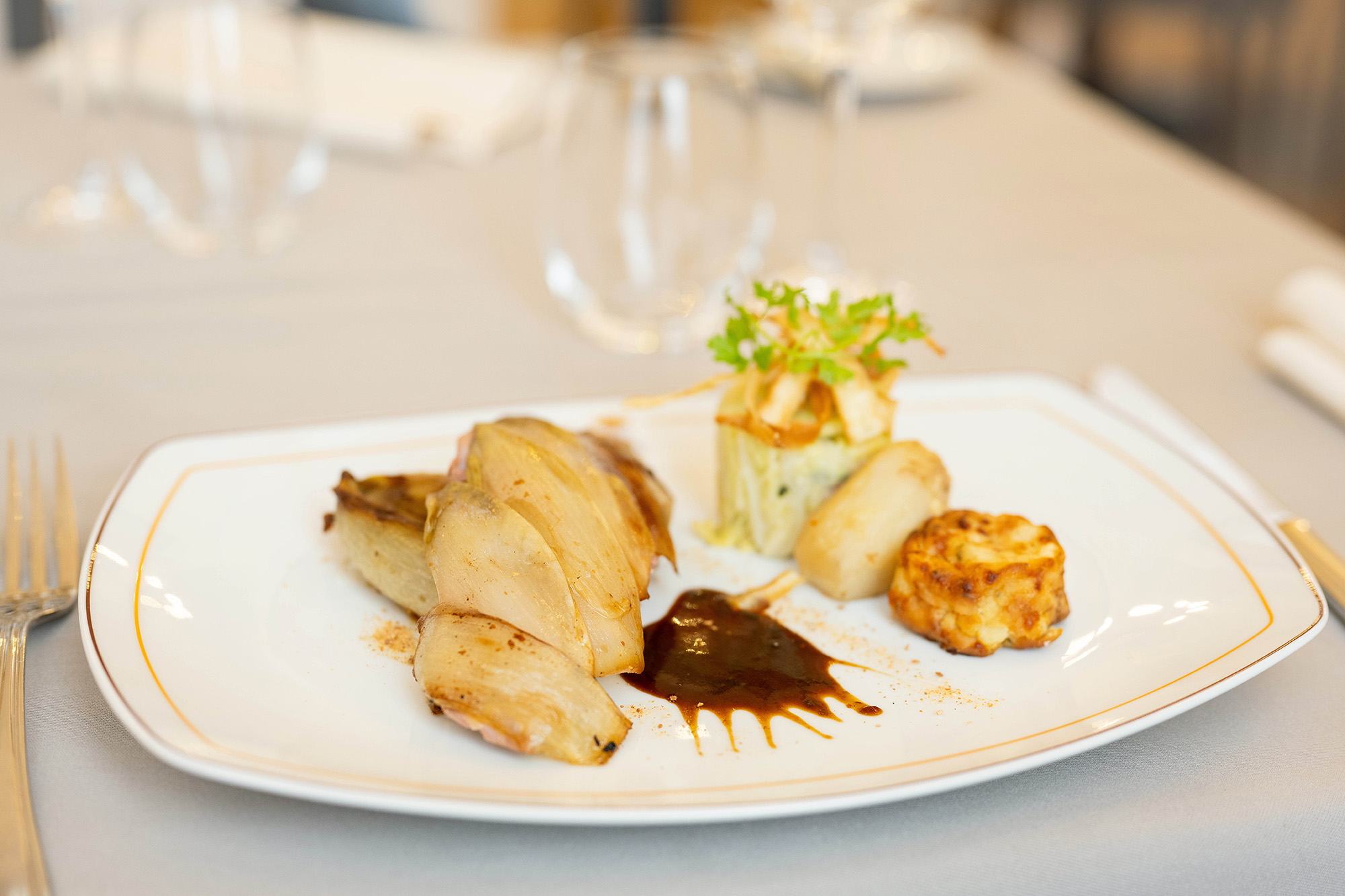 Réception et banquet au Club Prince Albert - Club Privé Militaire